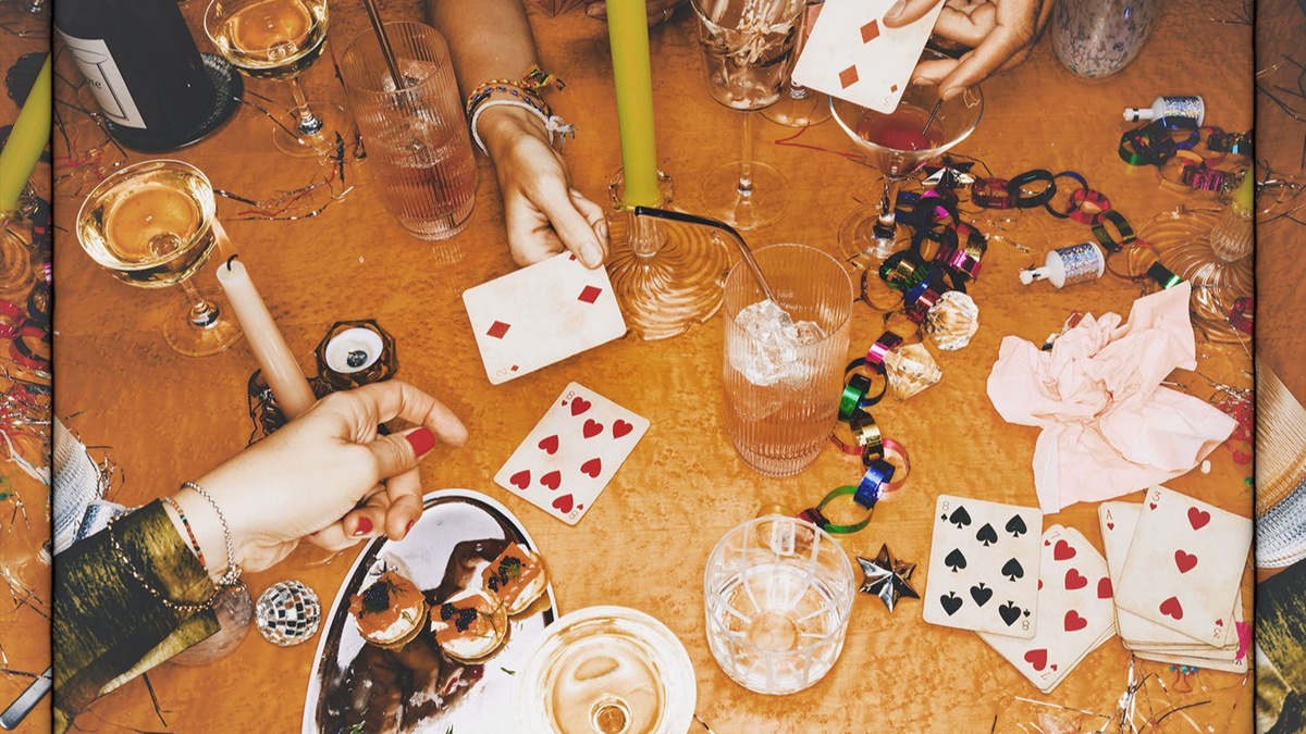 Inside the high stakes and fashion at every Delhi Diwali card party ...