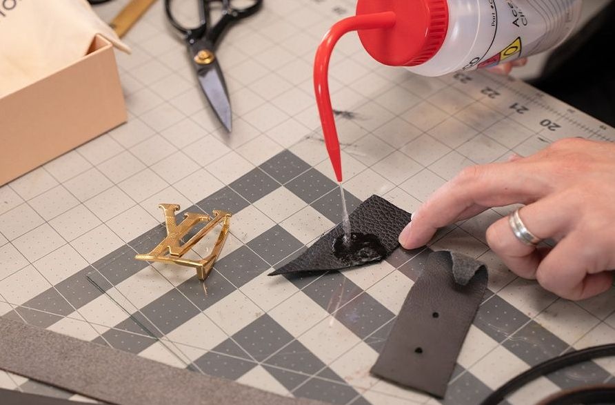 Tanner Leatherstein: The TikTok influencer who butchers luxury handbags ...